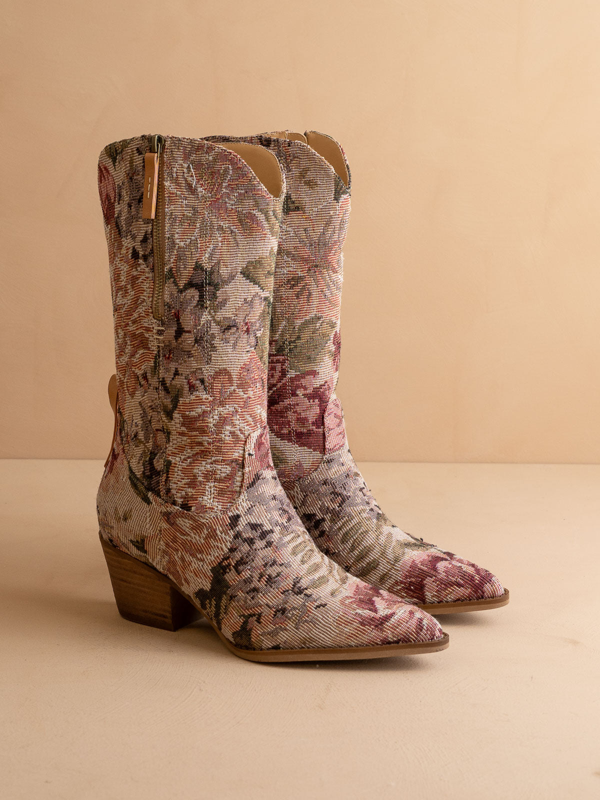 The Brilee | Mauve Tapestry Boot – Oasis Society
