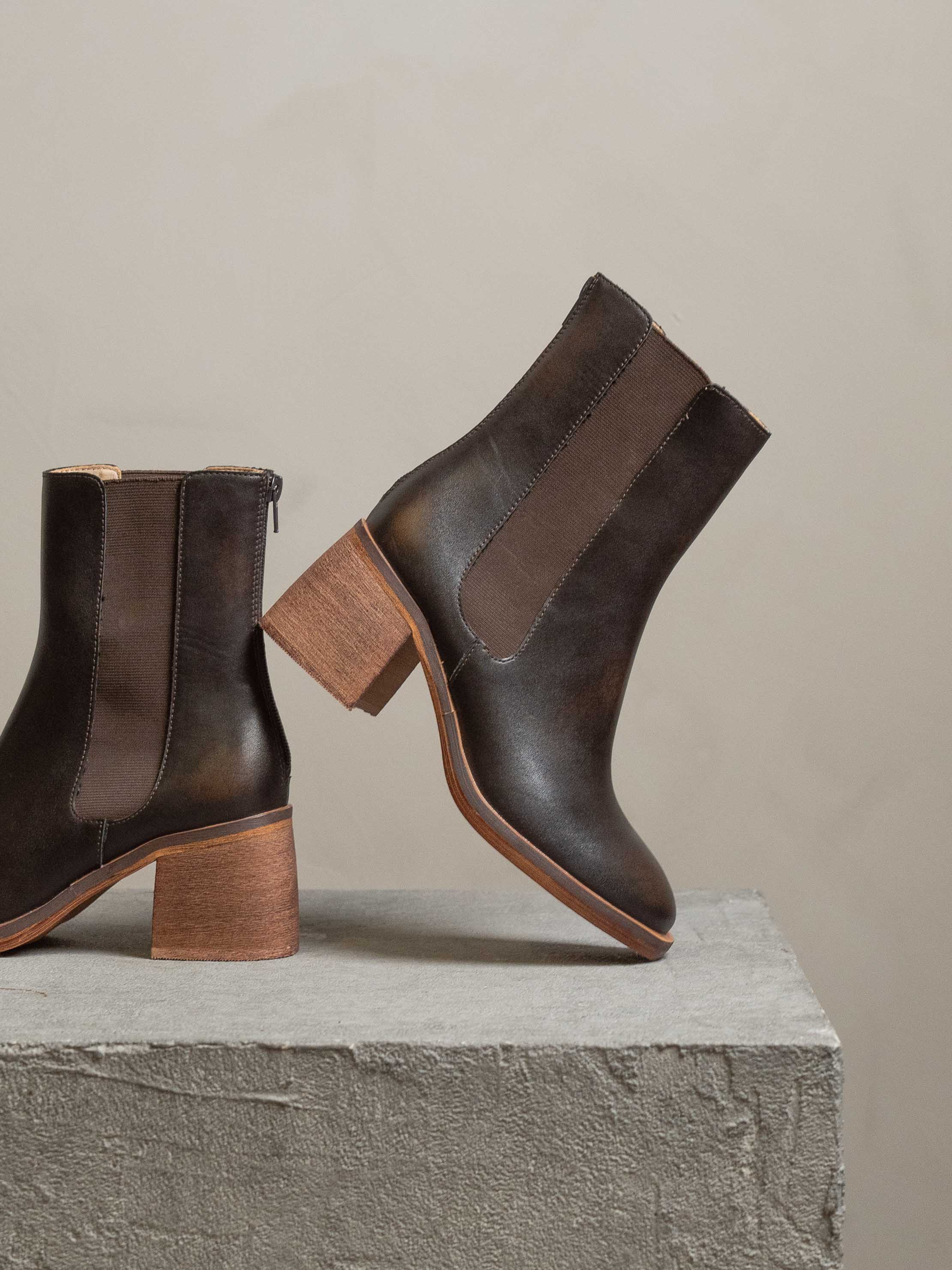 The Olivia | Espresso Chelsea Heel Boots – Oasis Society
